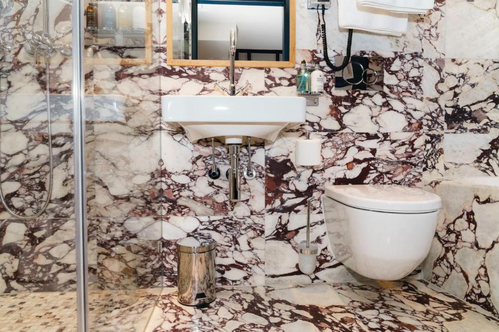 Mimi's Hotel Soho, London (updated prices 2025)