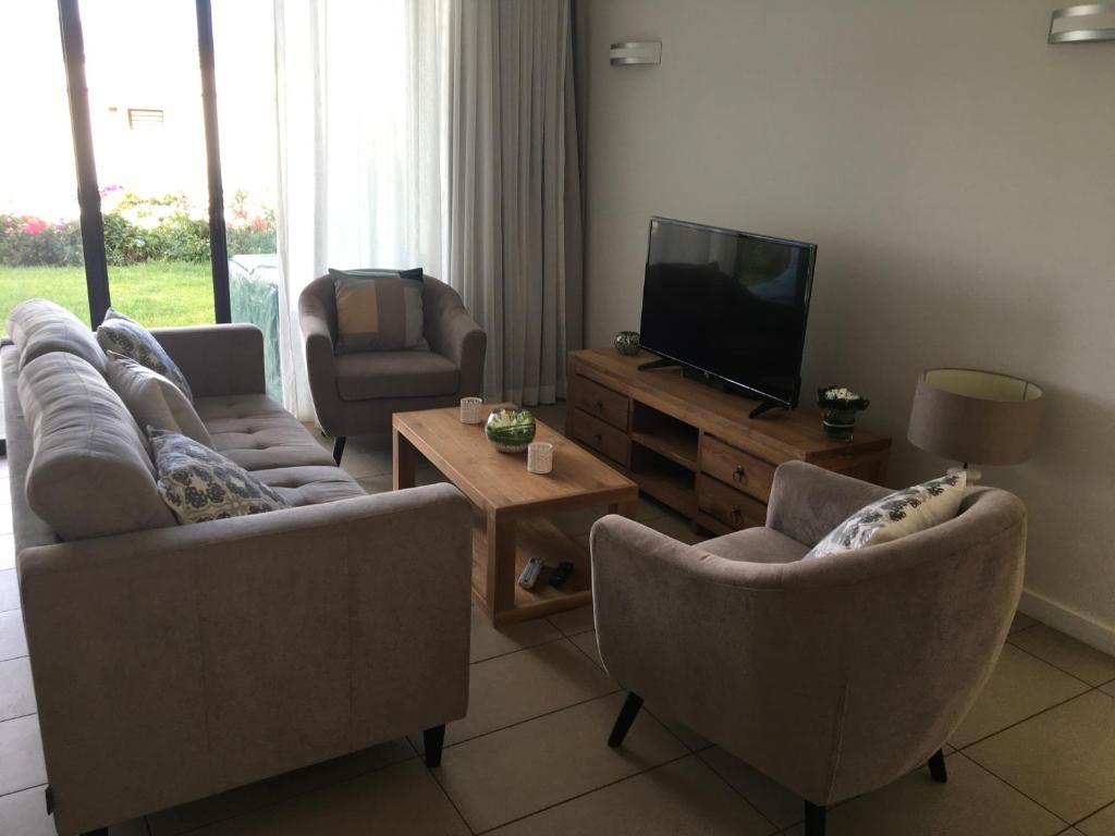 Azuri Residence, Roches Noires (updated prices 2025)