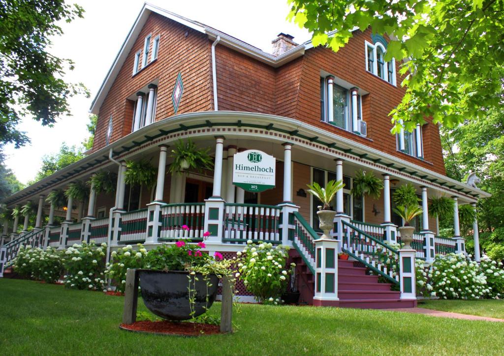 Himelhoch Bed & Breakfast - Caro, MI