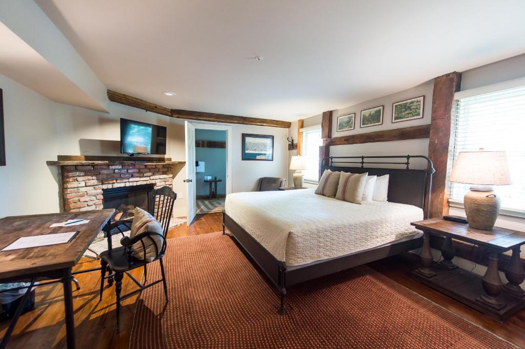 Three Chimneys Inn, Durham (updated prices 2025)