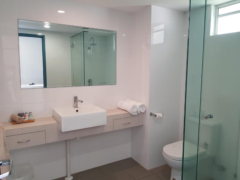 Cardwell Beachcomber Motel & Tourist Park, Cardwell (updated prices 2025)