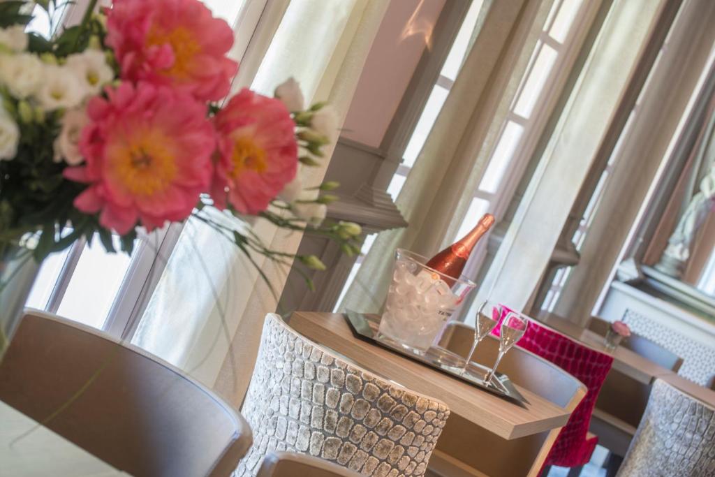 Hotel Villa Victoria, Nice (updated prices 2025)