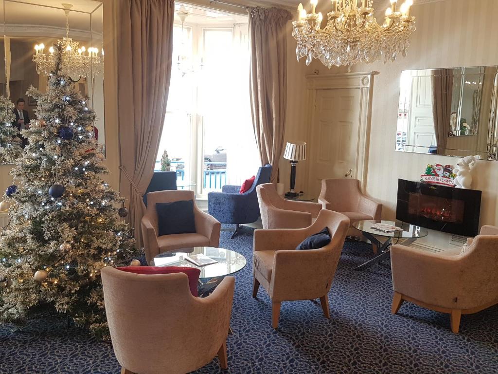 Gwesty'r Marine Hotel & Spa, Aberystwyth (updated prices 2025)