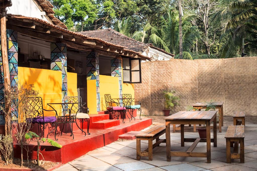 35 Backpacker Hostels In Goa (2023) | Updated Deals, Latest Reviews, Photos