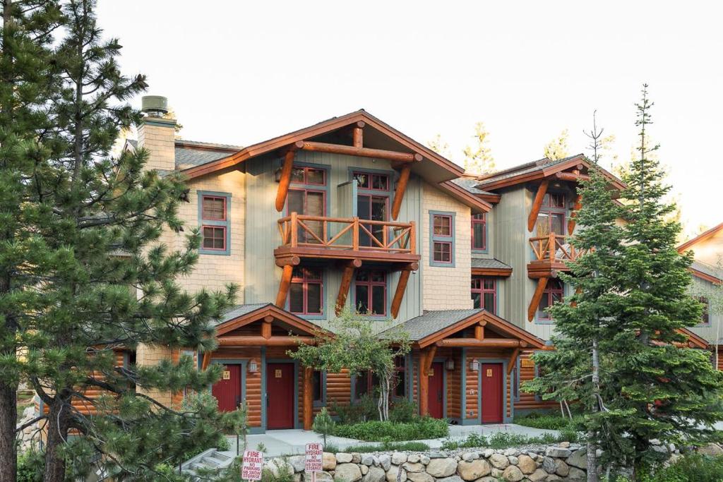 Mammoth Lakes Cabins