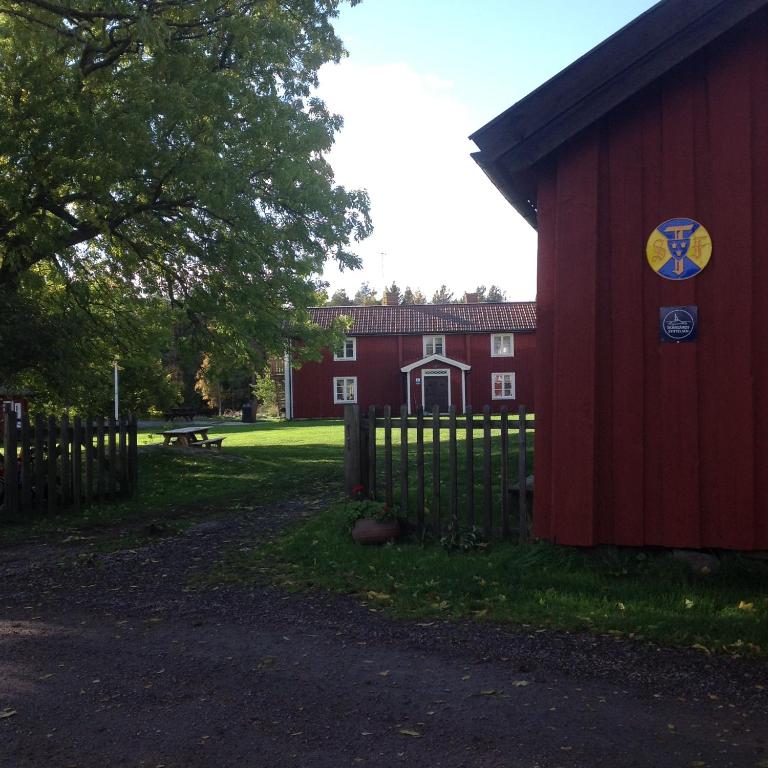 Bull-August gård vandrarhem/hostel, Arholma (updated prices 2026)
