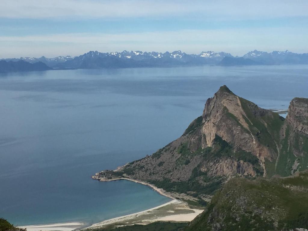 Steigen Lodge Sjøhytter, Engeløya (updated prices 2025)