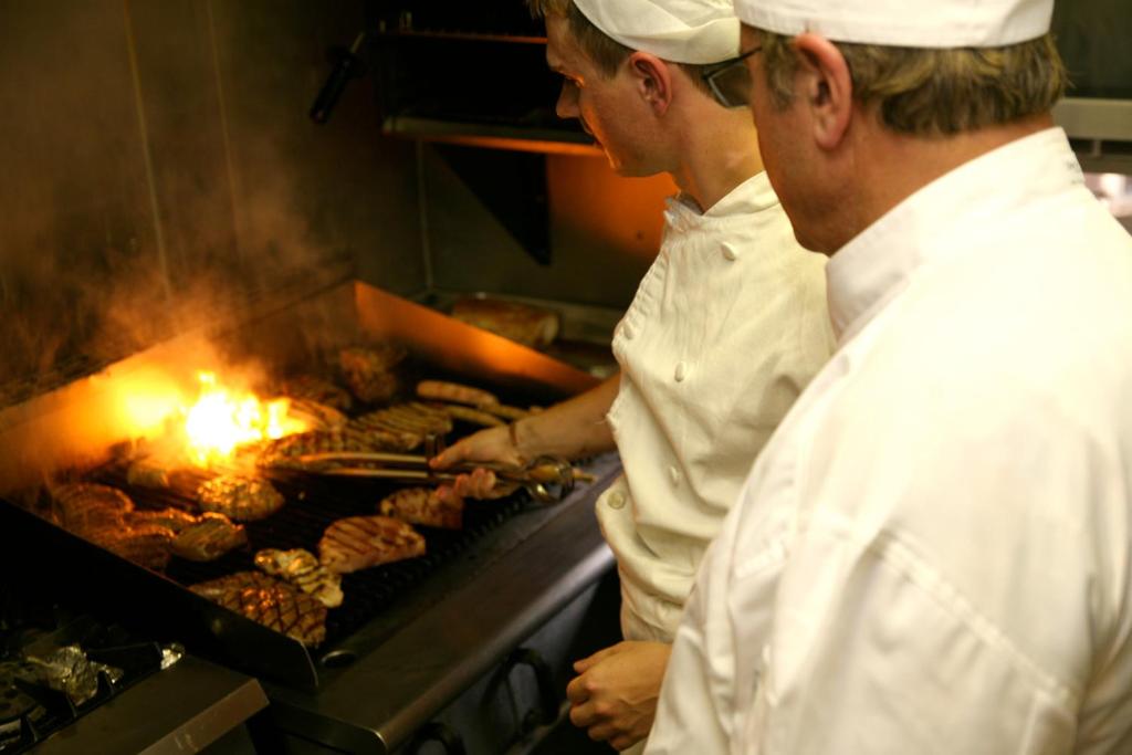 The Pytchley Inn, West Haddon (updated prices 2025)