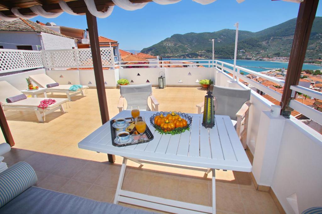 Kamara House, Skopelos Town (updated prices 2025)