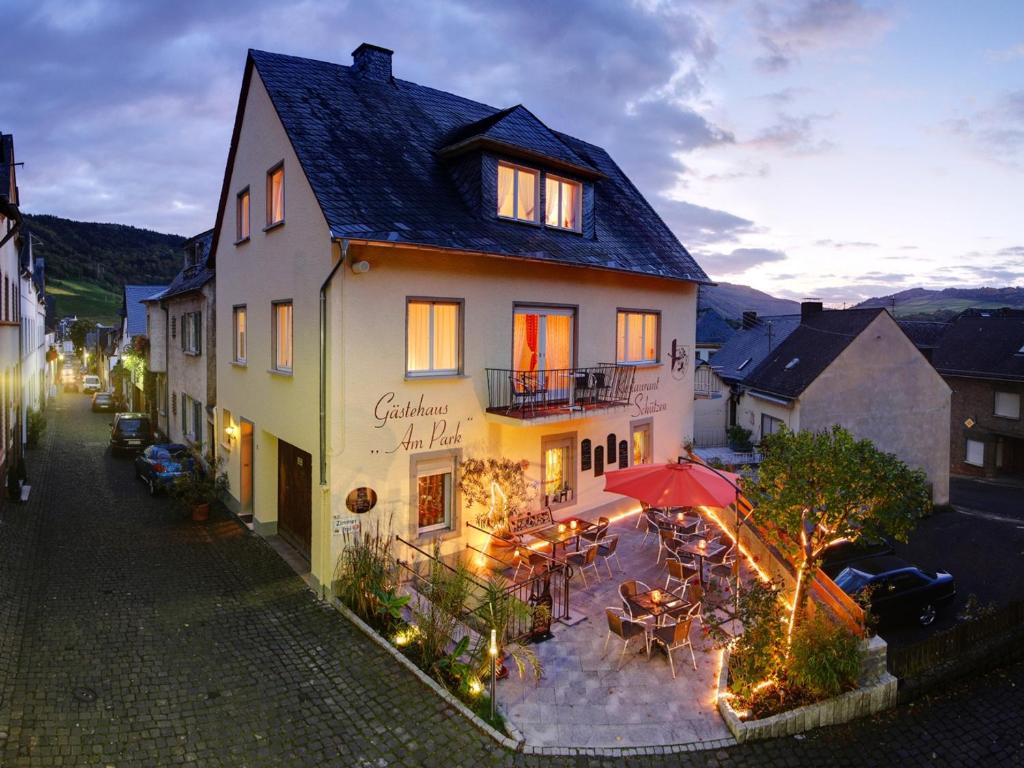 Hotel Weingut Schützen, Senheim (updated prices 2025)