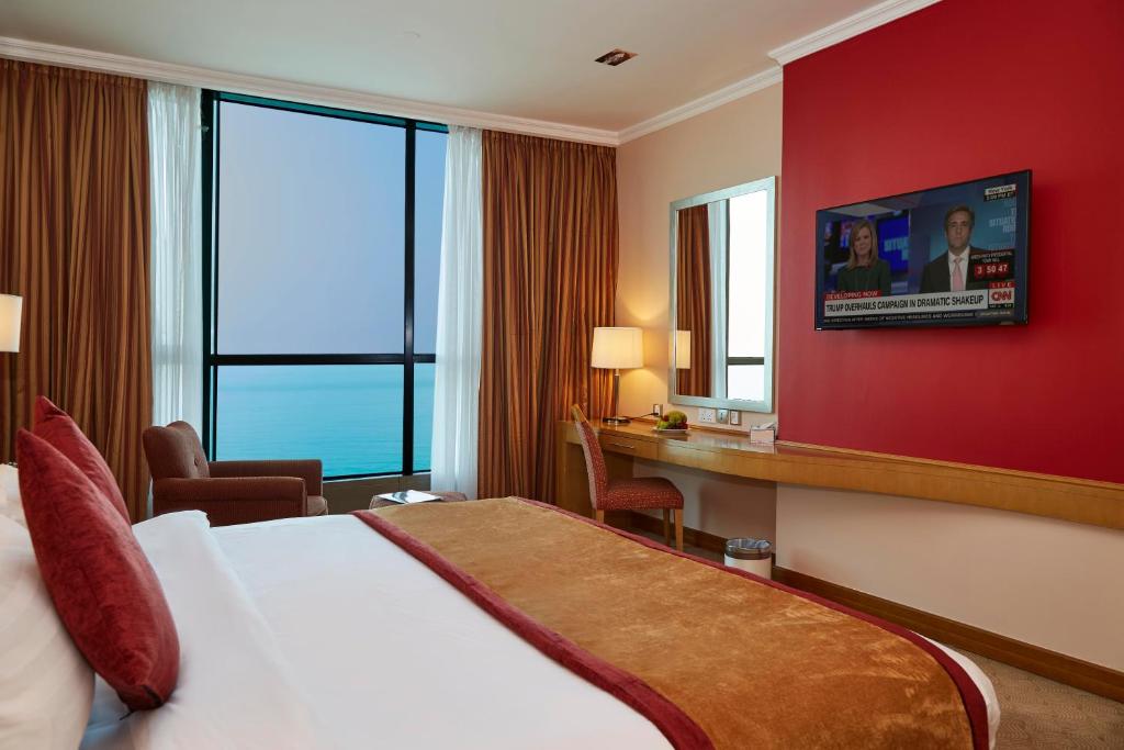 Grand Hotel, Kuwait – Updated 2022 Prices