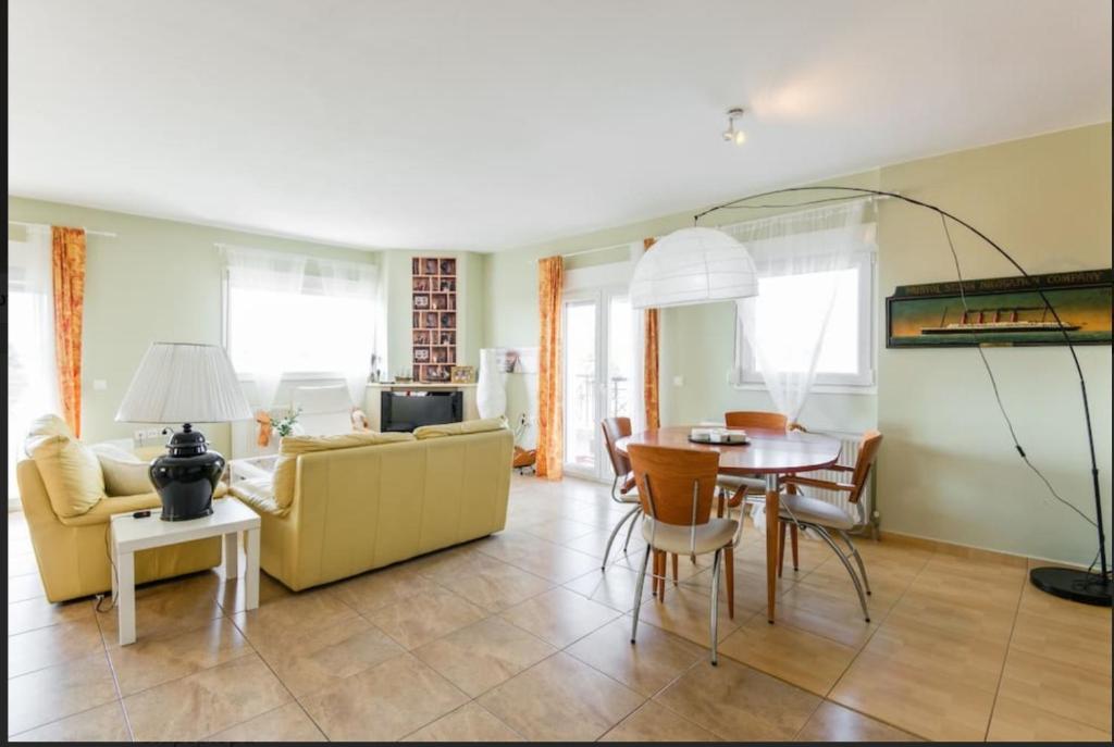 2level maisonette Angelochori, Angelochórion (precios actualizados 2024)