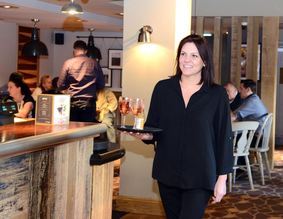 Gamston Lock, Nottingham by Marston's Inns, Nottingham (updated prices ...