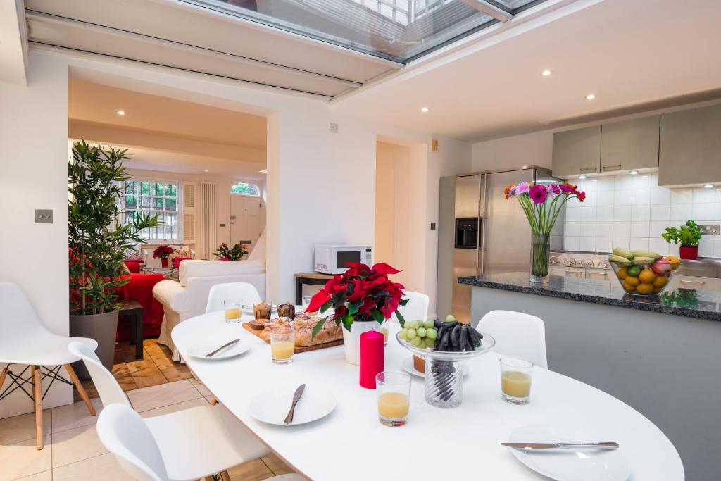 Chelsea London Town House, London (updated prices 2026)
