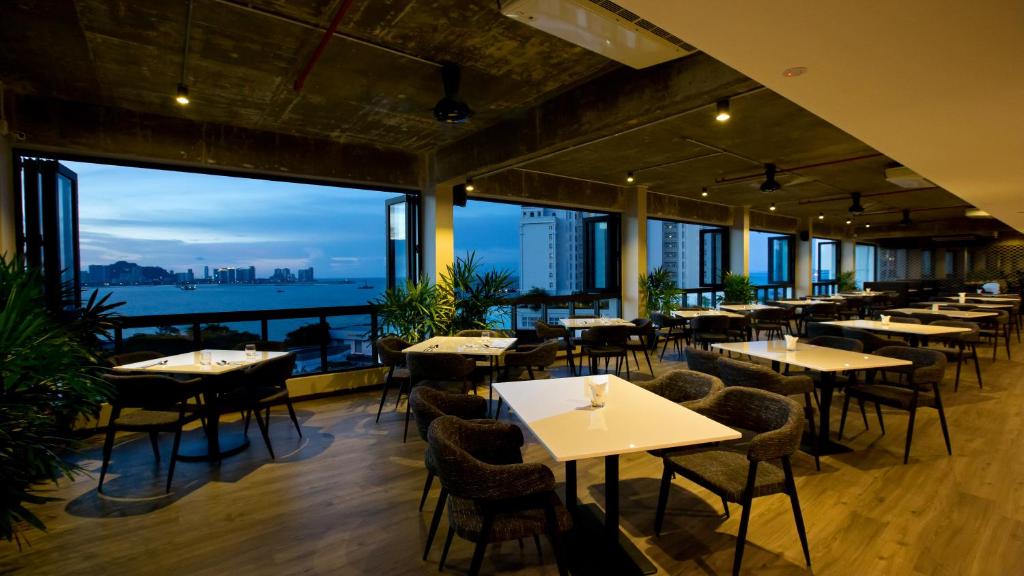 Hotel Malaysia, Georgetown Penang | Photos, Reviews & Deals @Holidify