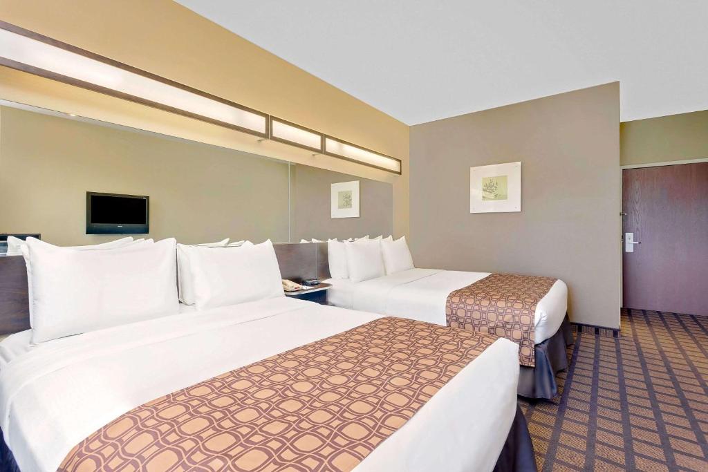 Microtel by Wyndham Perry National Fairground Area I-75, Perry (updated ...