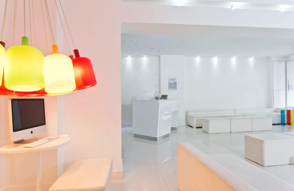 Color Design Hotel, Paris (updated prices 2025)