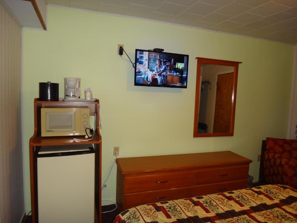 Pine Ridge Motel, Dodgeville (updated prices 2025)
