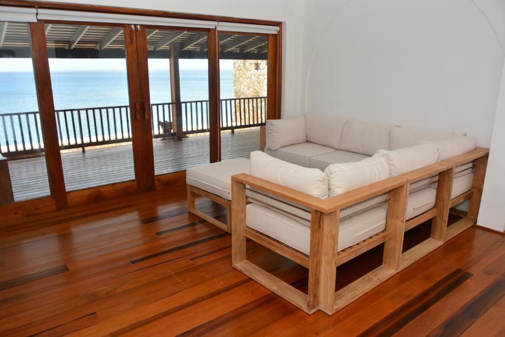 Pattoo Castle, Negril (updated prices 2025)