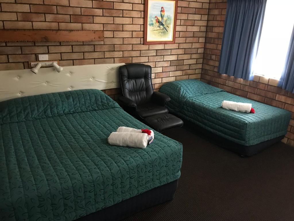 Miles Outback Motel, Miles (updated prices 2025)