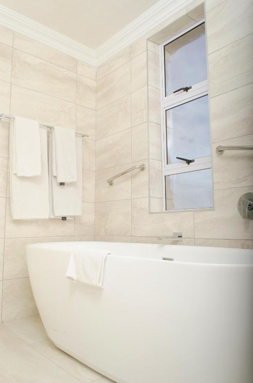 The Point Hotel & Spa, Mossel Bay (updated prices 2025)