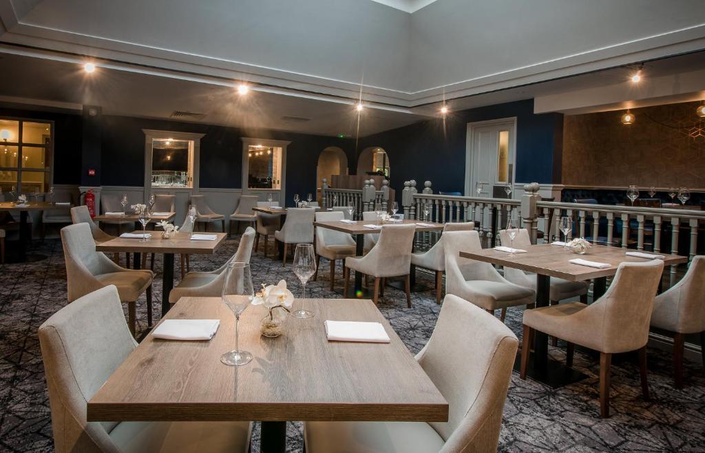 Westmead Hotel Bar & Restaurant, Hopwood (updated prices 2025)