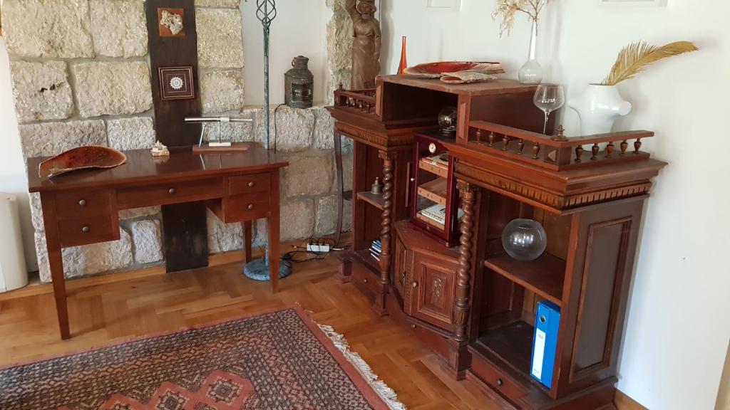 Villa Rava Hotel & restaurant, Rava (updated prices 2025)