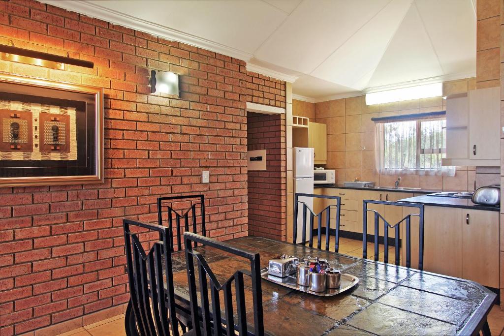 Monateng Safari Lodge, Wallmannstal (updated prices 2025)
