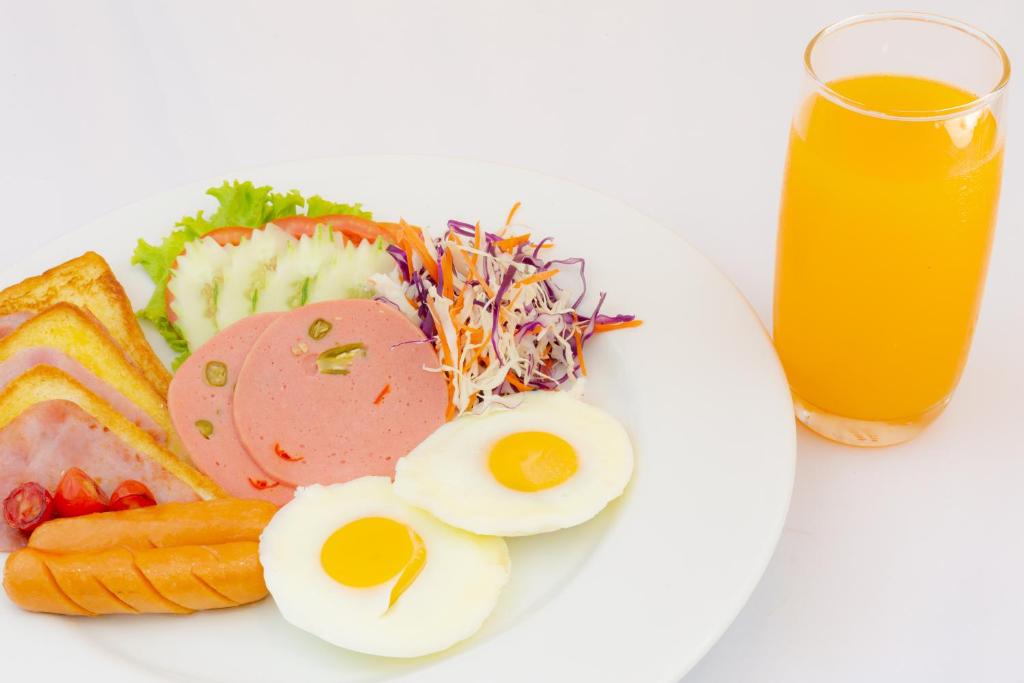 Grand Inter Hotel, Samut Sakhon (updated prices 2025)