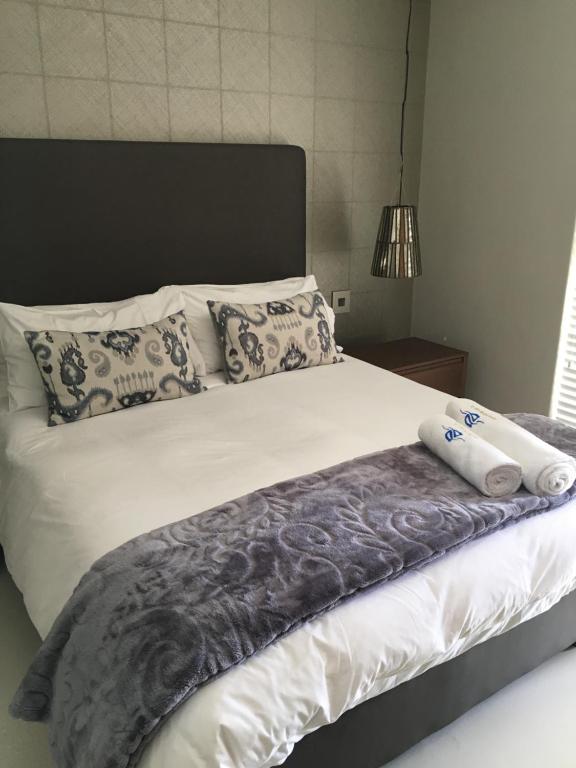 Grand Blue D, Cape Town (updated prices 2026)