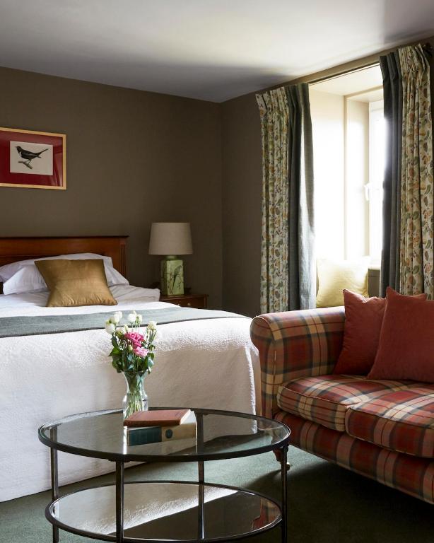 Kinloch Lodge Hotel and Restaurant, Kinloch (updated prices 2025)