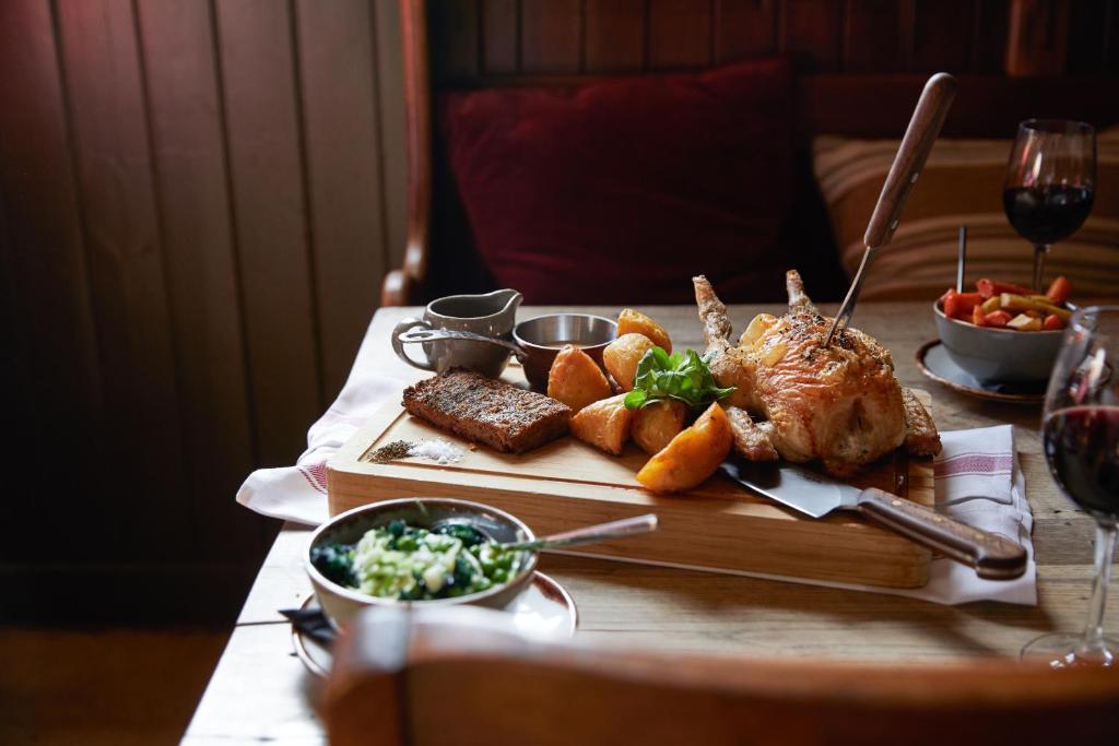 The Pheasant Inn, Hungerford (updated prices 2025)