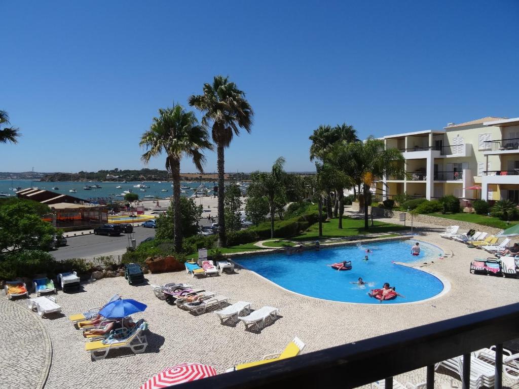 Clube Alvor Ria - Waterfront luxury apartments with stunning views ...