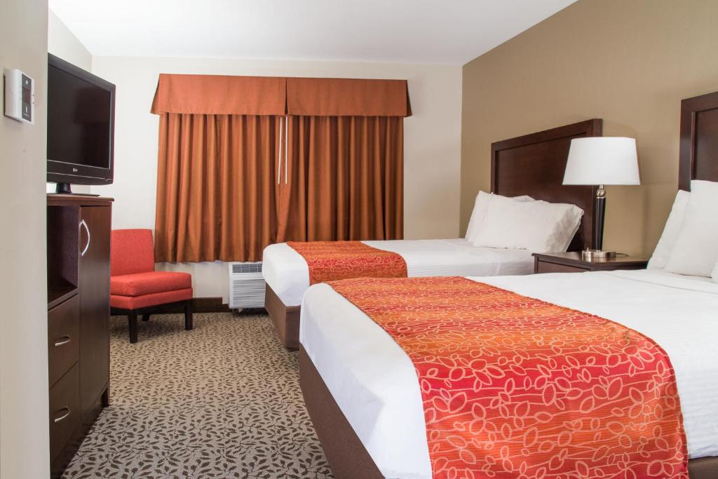 Gray Wolf Inn & Suites, West Yellowstone (updated prices 2025)