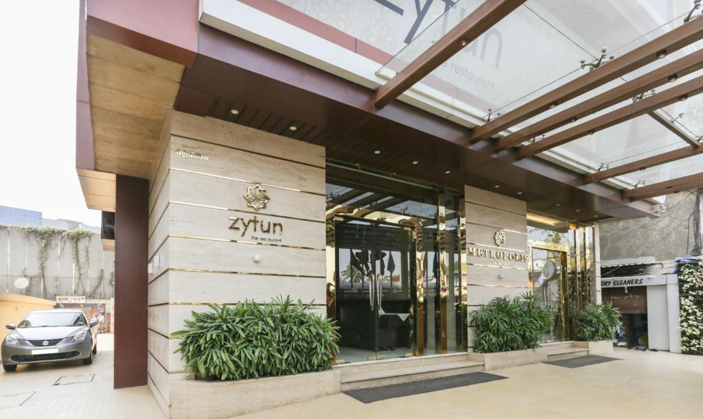 Hotel Metropolis, Mumbai – Updated 2024 Prices