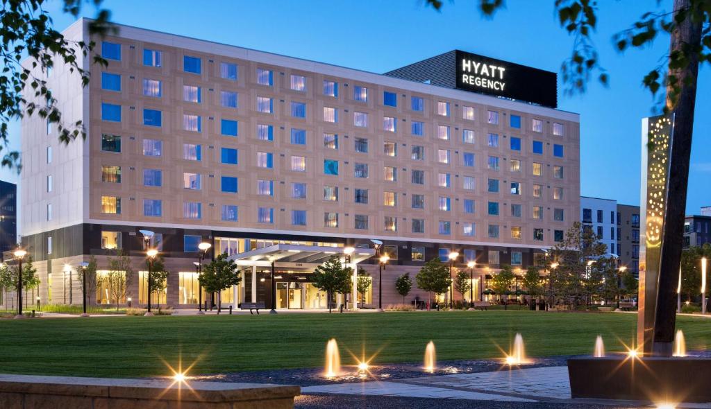 Hyatt Regency Bloomington, Bloomington – Updated 2022 Prices