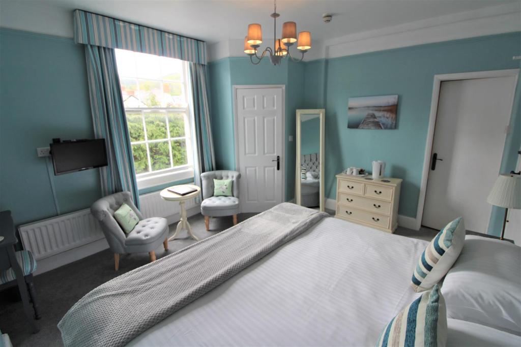 The Lorna Doone Hotel, Porlock (updated prices 2025)