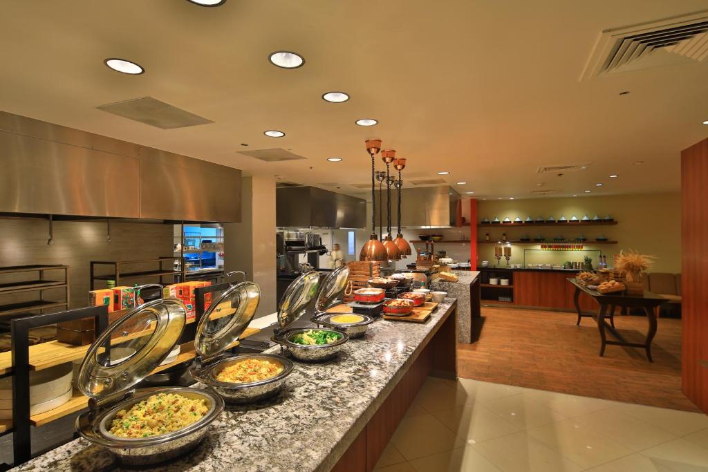Guam Plaza Resort, Tumon (updated prices 2025)
