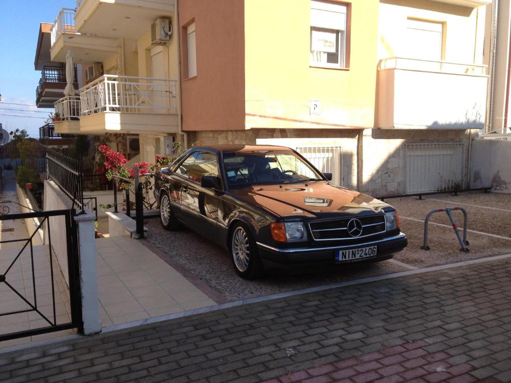 Polichrono, Polykhrono (updated prices 2026)