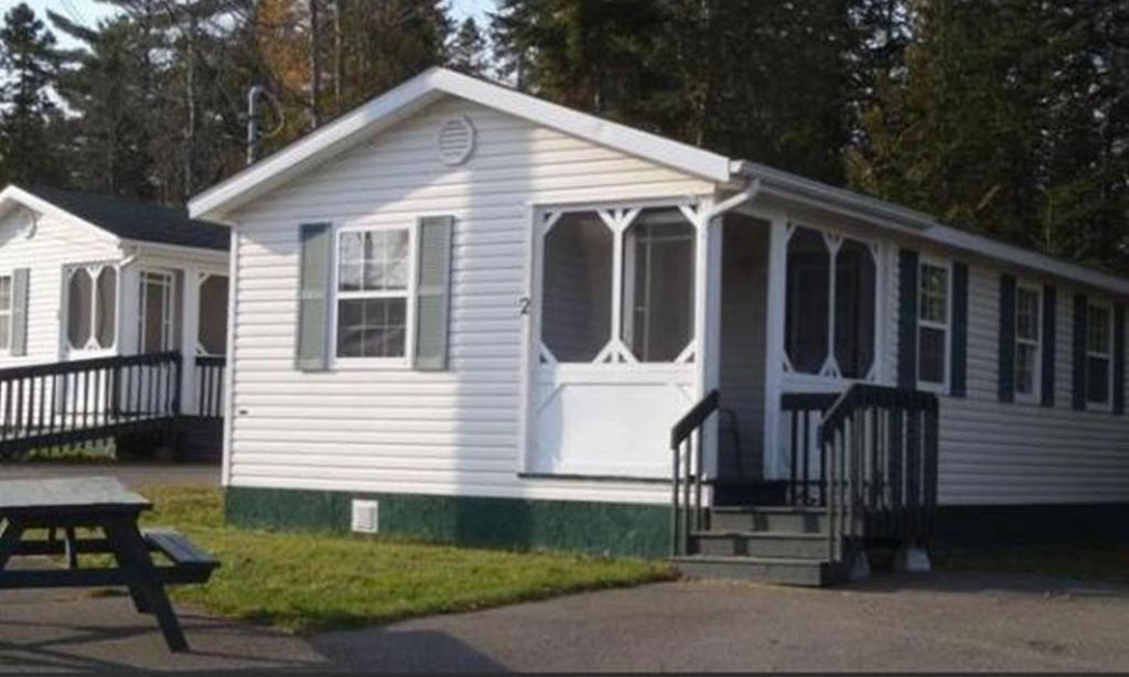 Settler's Inn & Motel - New Brunswick