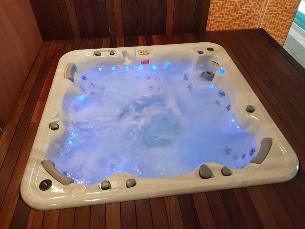 Intelier Orange, Benicàssim (precios actualizados 2025)