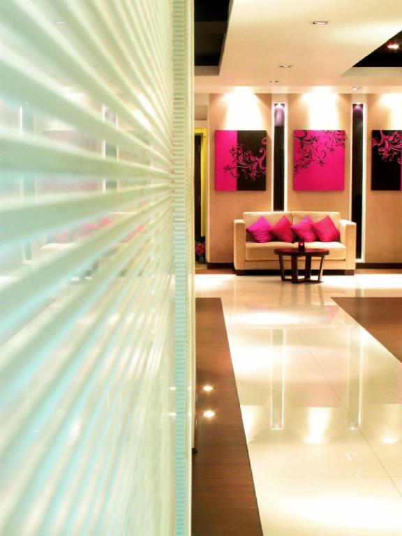 Grand Inn Hotel, Bangkok (updated prices 2026)