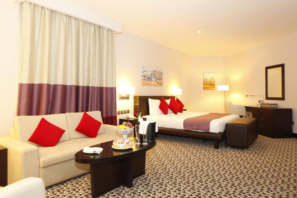 Golden Tulip Hail, Hail (updated prices 2025)