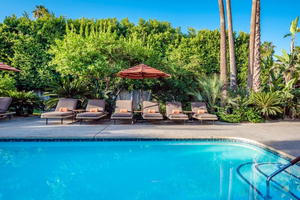 Santiago Resort - Palm Springs Premier Gay Men’s Resort, Palm Springs ...