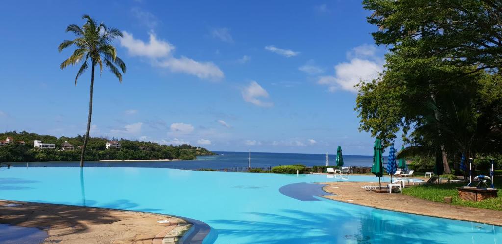 Hotel Mnarani Beach Club, Kilifi, Kenya - Booking.com