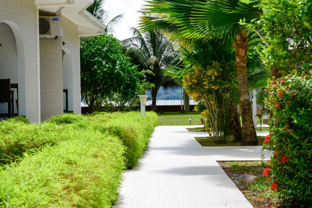 HideAway, Praslin (updated prices 2025)