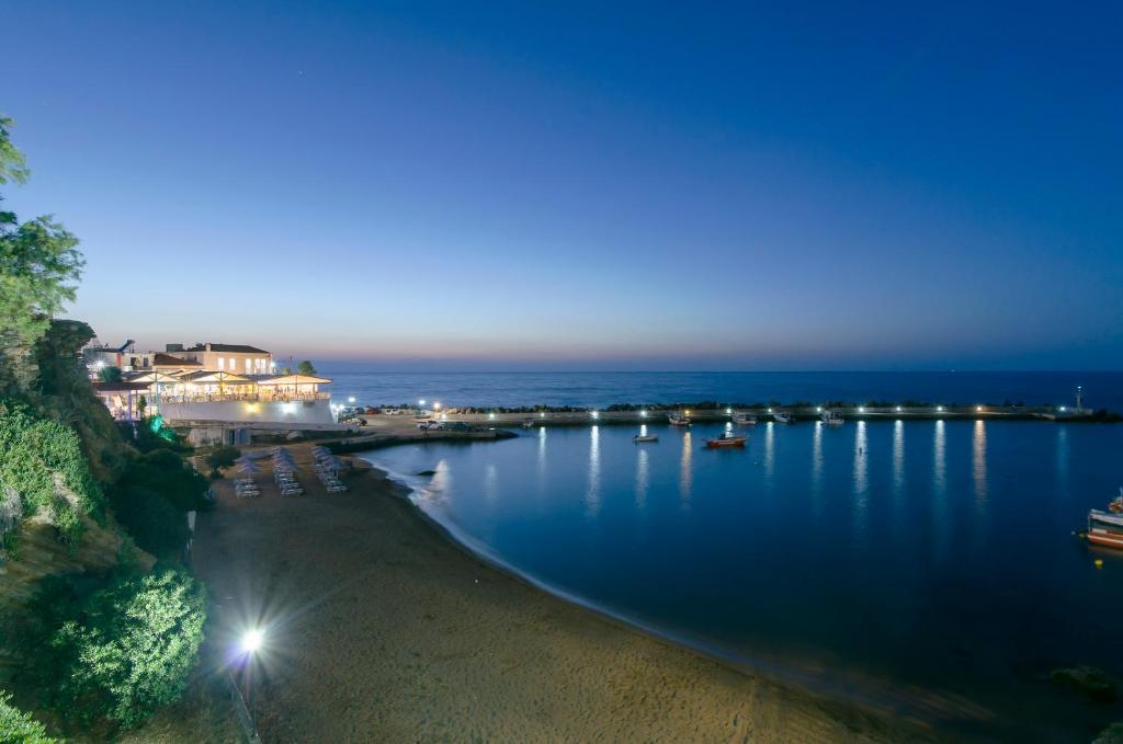 Leny's Seaside House, Panormos Rethymno (updated prices 2025)