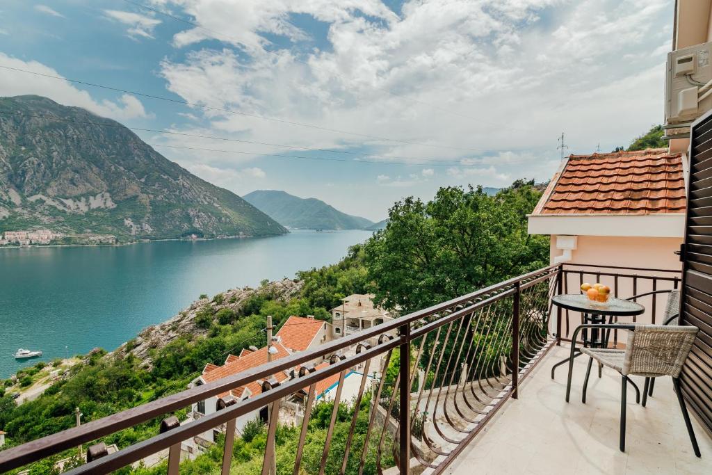 Apartments Sopot, Risan (updated prices 2025)