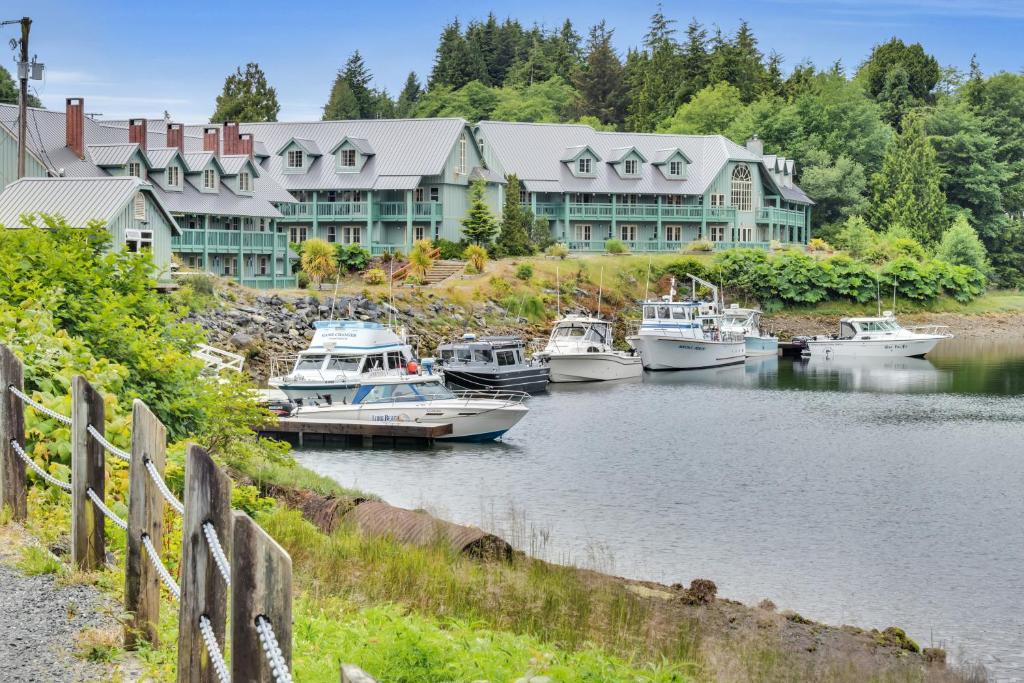 Canadian Princess Lodge & Marina, Ucluelet (updated prices 2025)