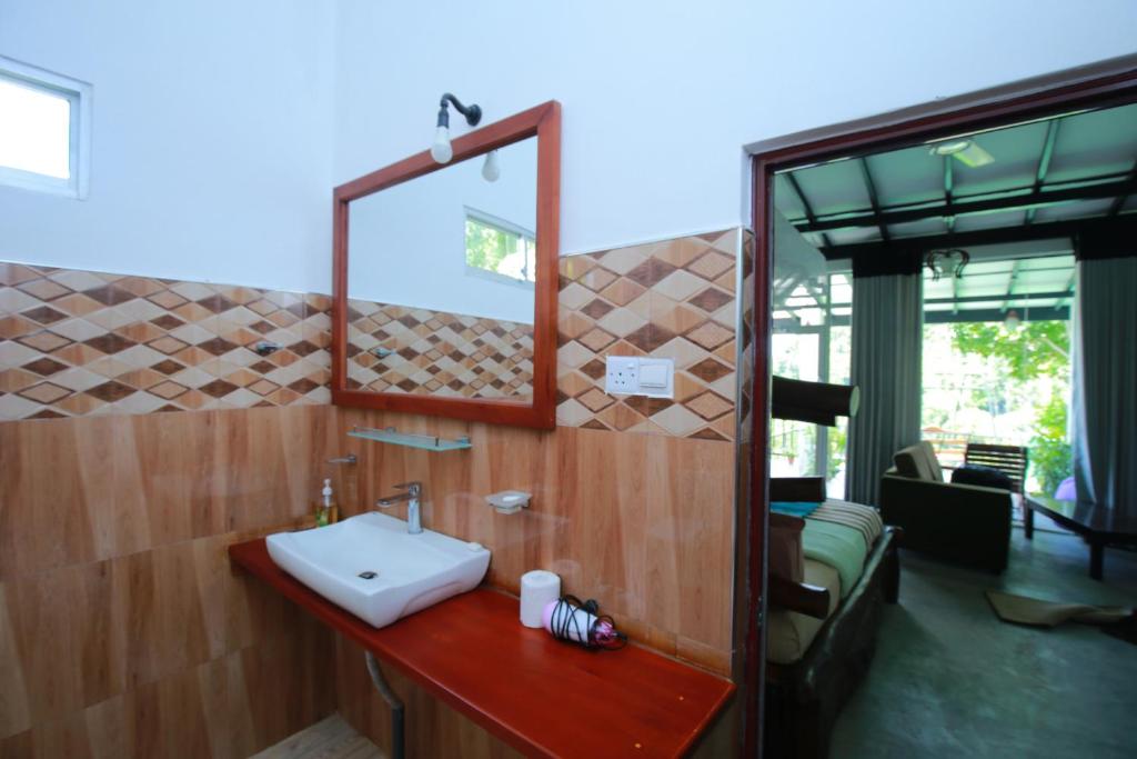 Ella River Front, Ella (updated prices 2025)